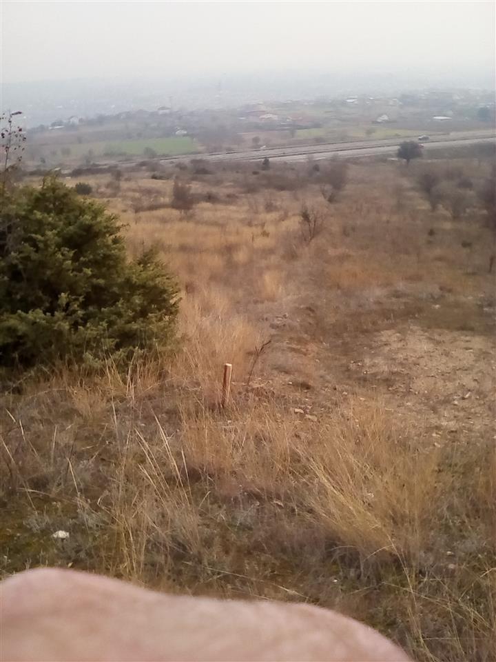 Plac vo Stopanski dvor pogoden za delovna namena - Diamond